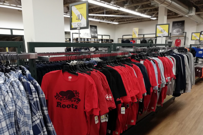 カナダのブランド、ルーツ(Roots)アウトレット店の行き方